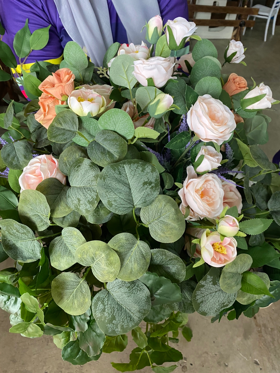 Half round flower and green leaf pastel [rental] – Your DIY Project Rental