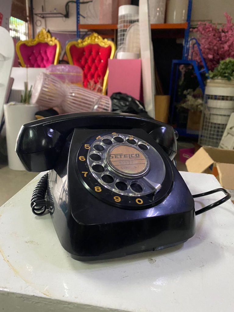 Telefon antik black [rental] – Your DIY Project Rental
