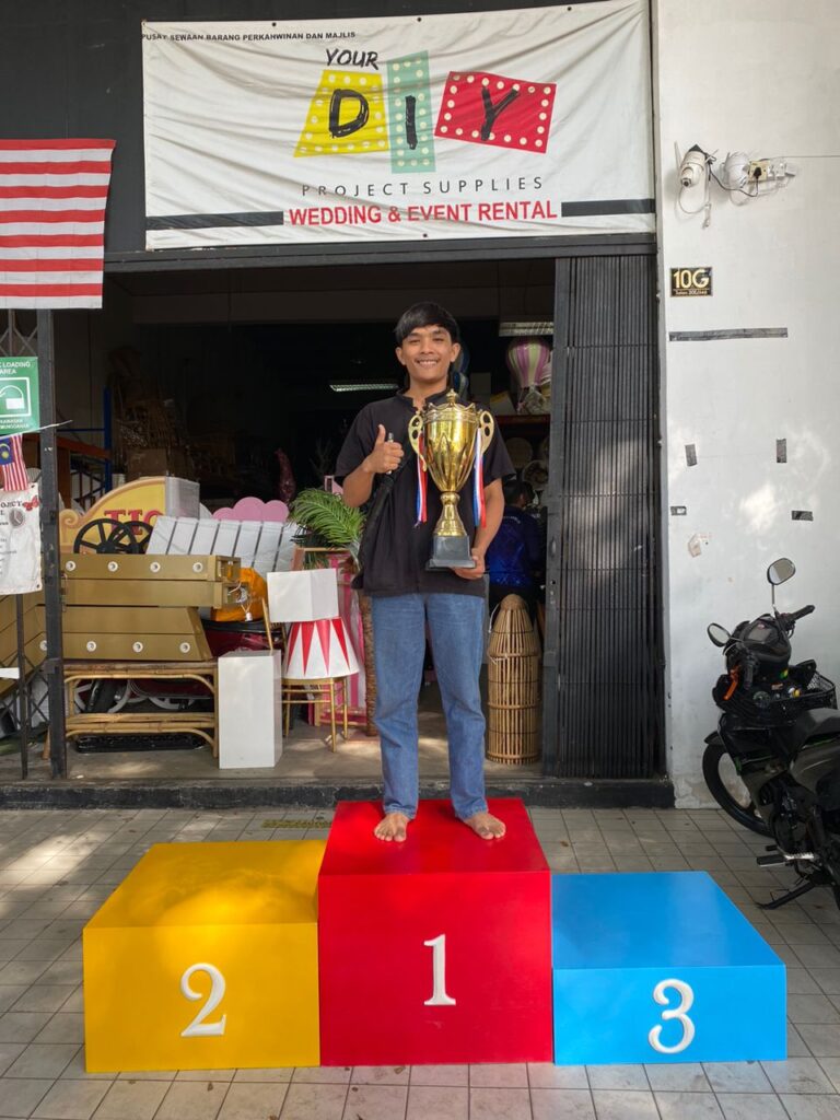 Adult winner podium [rental] – Your DIY Project Rental